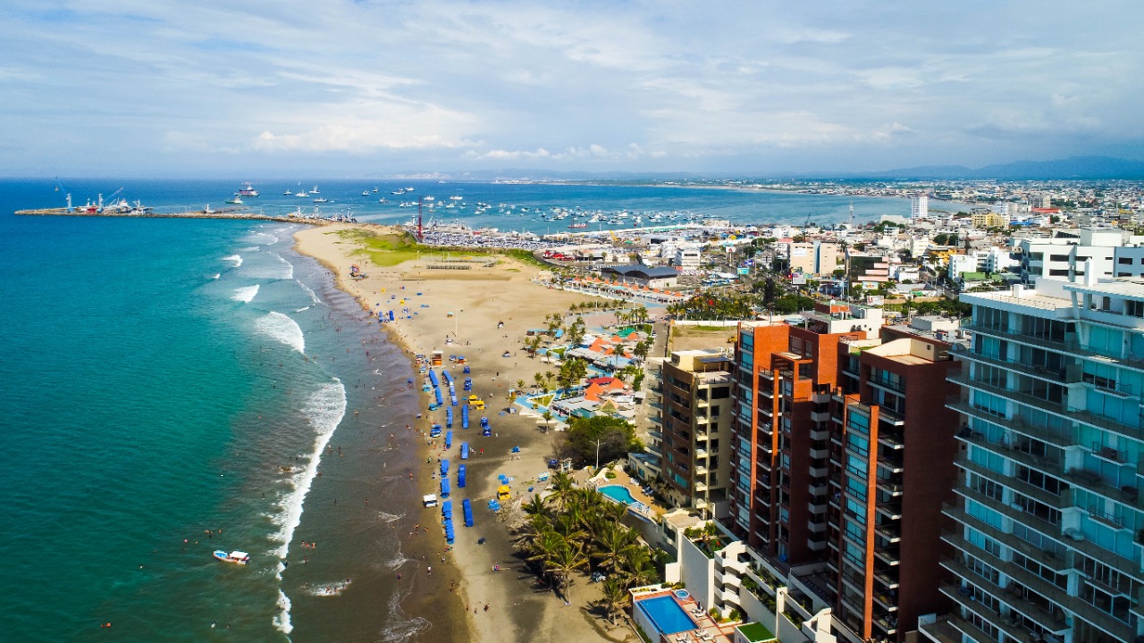 Your Essential Guide to Exploring Manta, Ecuador - JourneyStorm